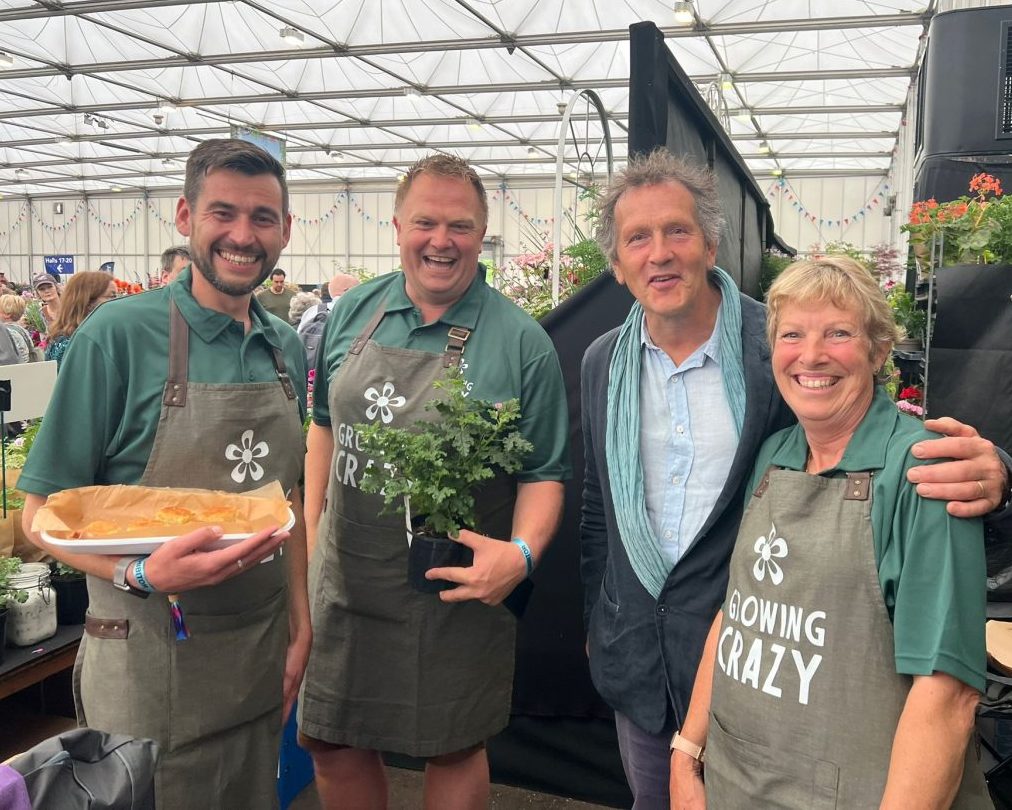 Evesham flower grower wins gold medal at BBC Gardeners' World Live ...